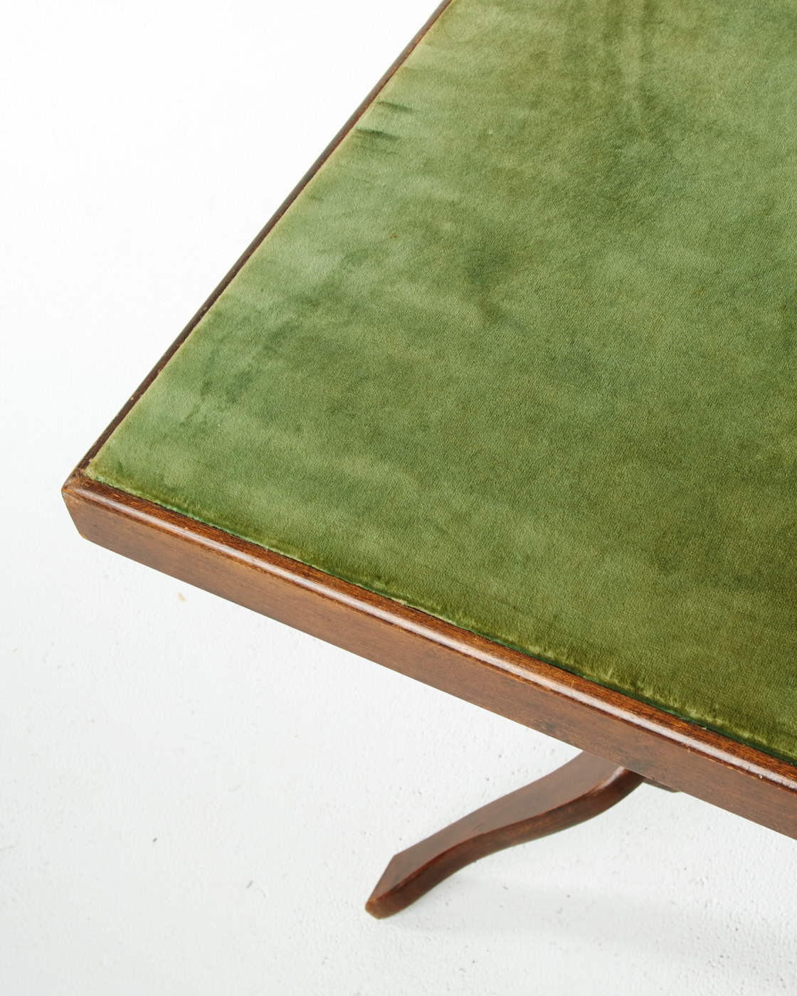 TB045 Huron Felt Top Folding Card Table Prop Rental | ACME Brooklyn TB045 Huron Felt Top Folding Card Table Prop Rental | ACME Brooklyn